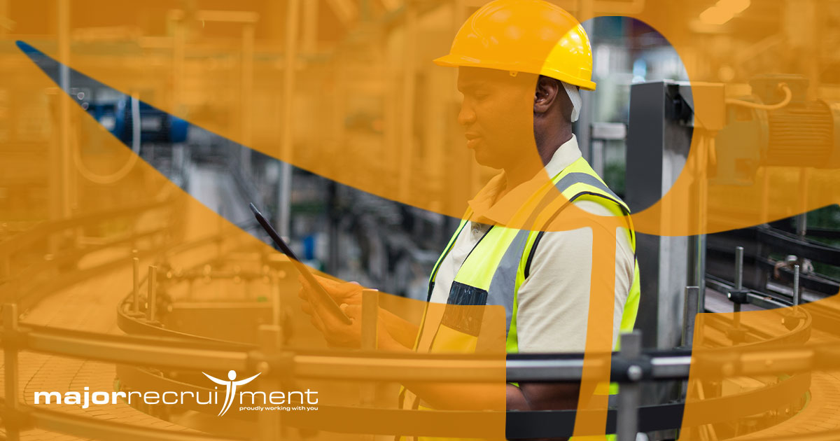 Warehouse Operative with FLT Reach and Counterbalance - Major Recruitment